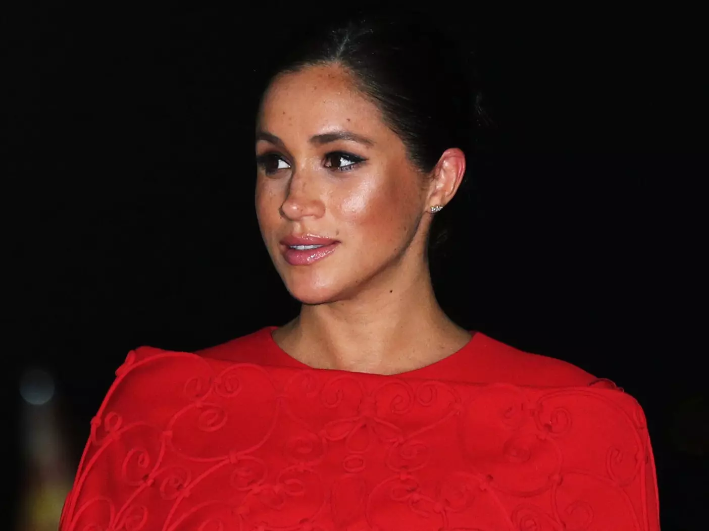 Meghan Markle tau siv qhov kev tsis sib haum xeeb no los npaj nws cov phau ntawv