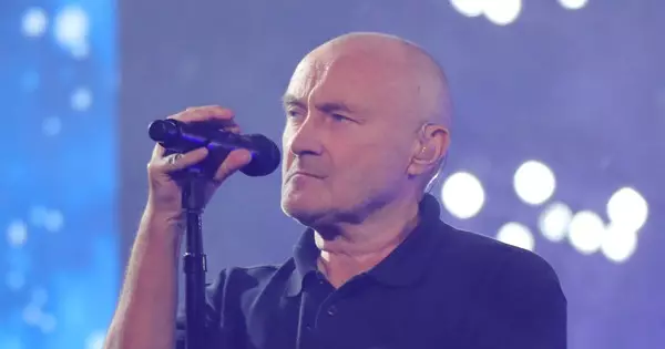 Ny vadin'i Phil Collins taloha dia mibodo ny tranony miaraka amin'ny mpiambina mitam-piadiana