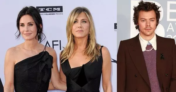 柯特妮·考克斯（Courteney Cox）與哈利·斯泰爾斯（Harry Styles）建立詹妮弗·安妮斯頓（Jennifer Aniston）？