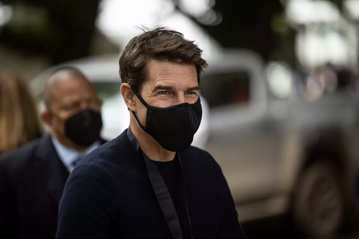 Tom Cruise irriconoscibile dopo una serie di procedure cosmetiche e filler?