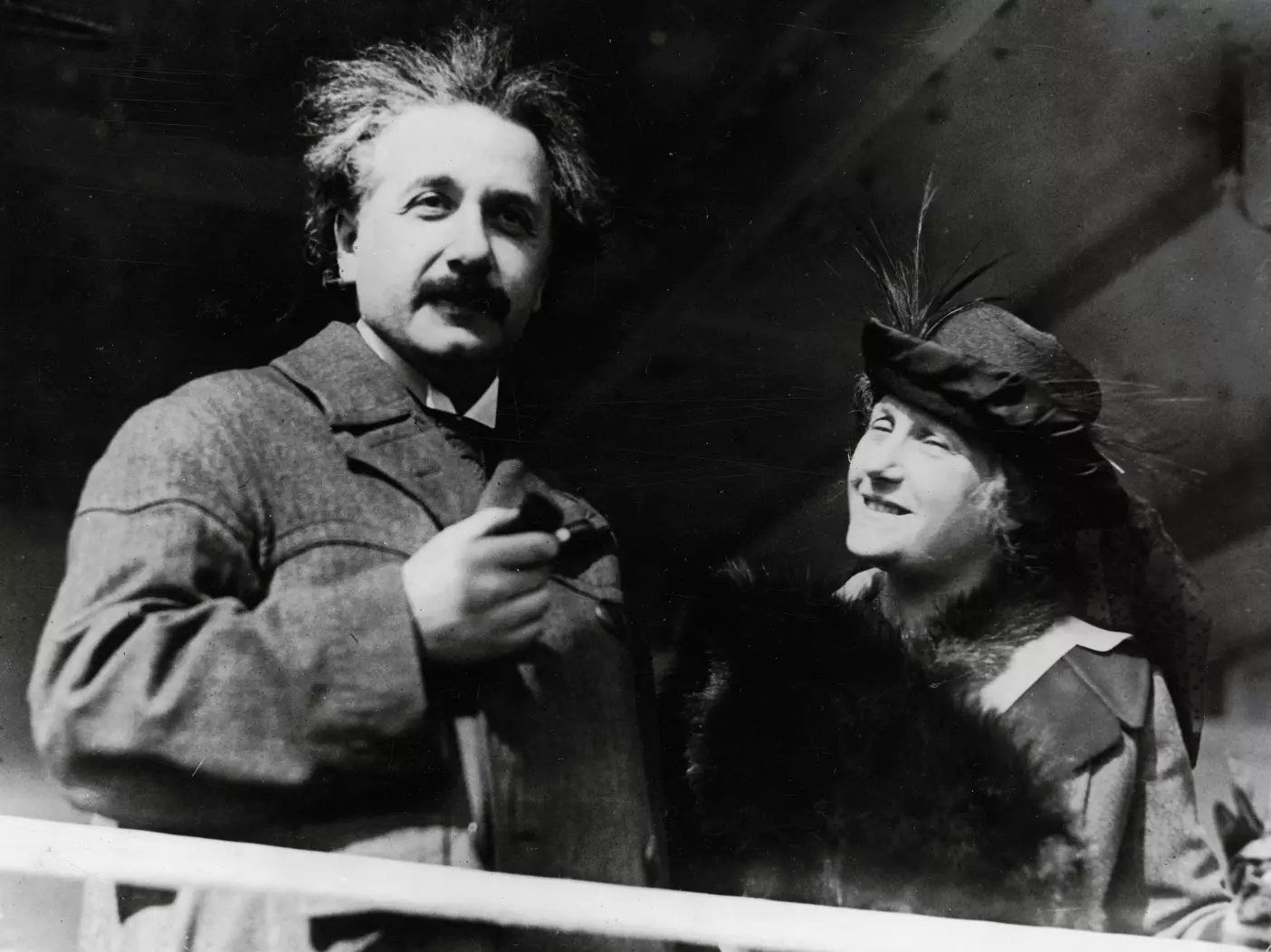 Albert Einstein Gaduh Daptar Kontrovérsi 'Tuntutan' Pikeun Pamajikanna, Kaasup Anjeunna Kudu Ngeureunkeun Nyarios Ka Anjeunna Dina Paréntah.