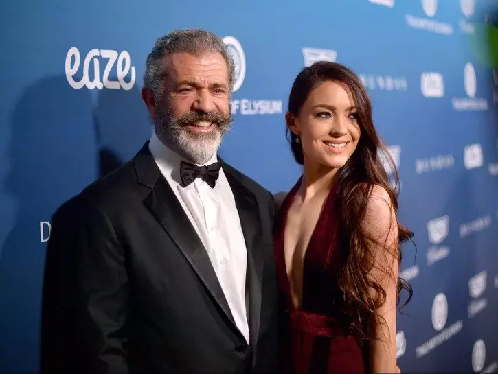 ¿Mel Gibson finalmente se casa con Rosalind Ross?