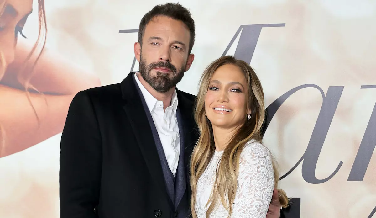 Asịrị kwuru na Jennifer Lopez kwụsịrị ihe nkiri Ben Affleck na Premiere iji zere ịhụ otu n'ime ndị enyi ya ama ama.