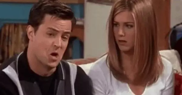 Jennifer Aniston està preocupada per la propera memòria "Tell-All" de Matthew Perry?