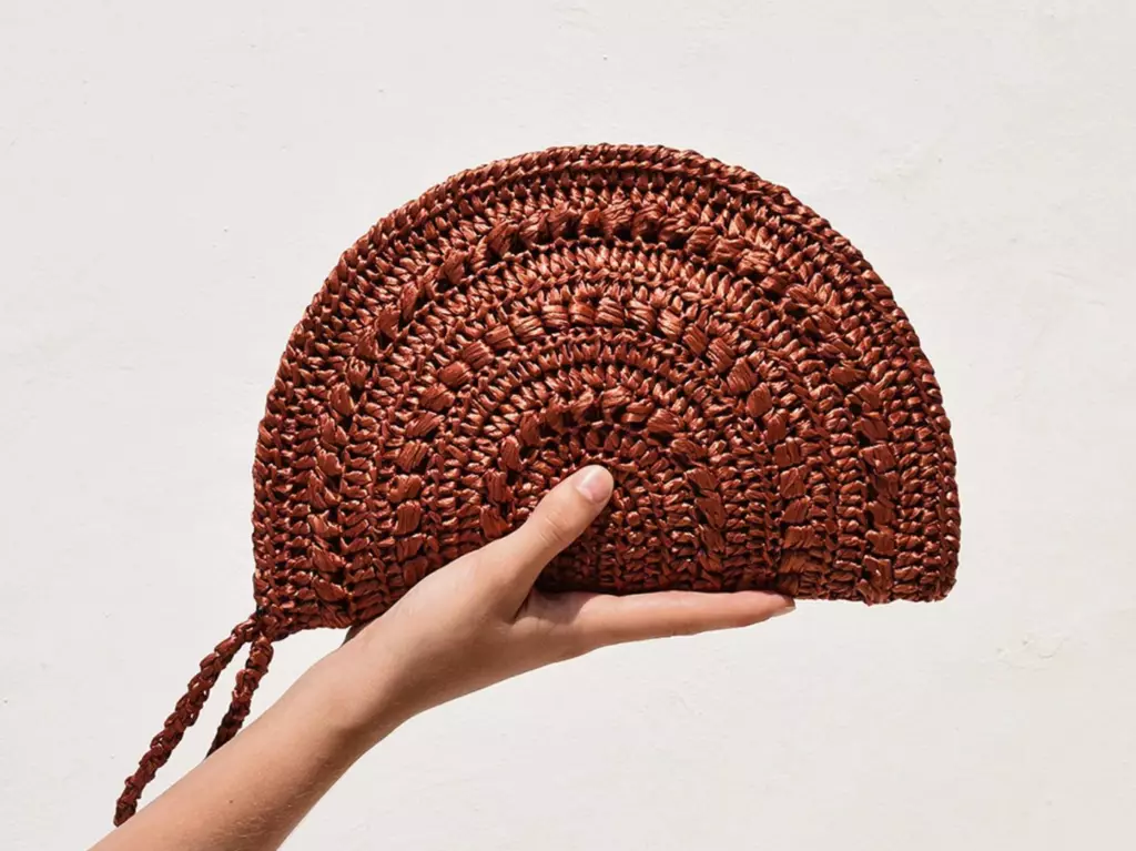 Plexida crochet raffia ක්ලච්.