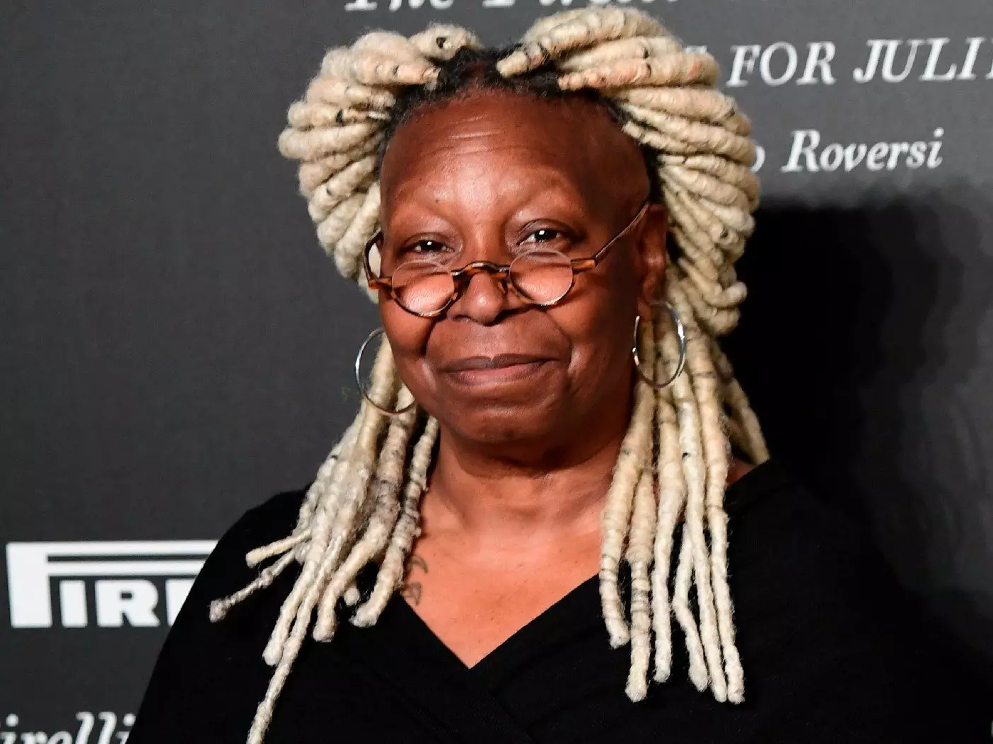 Whoopi Goldberg var „testy“ við „The View“ áheyrnarprufur fyrir nýjan meðgestgjafa, fullyrðingar um nýjar minningargreinar