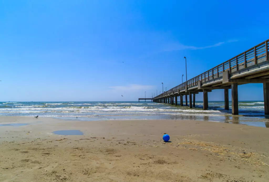 Mustang Island TX 码头和海滨