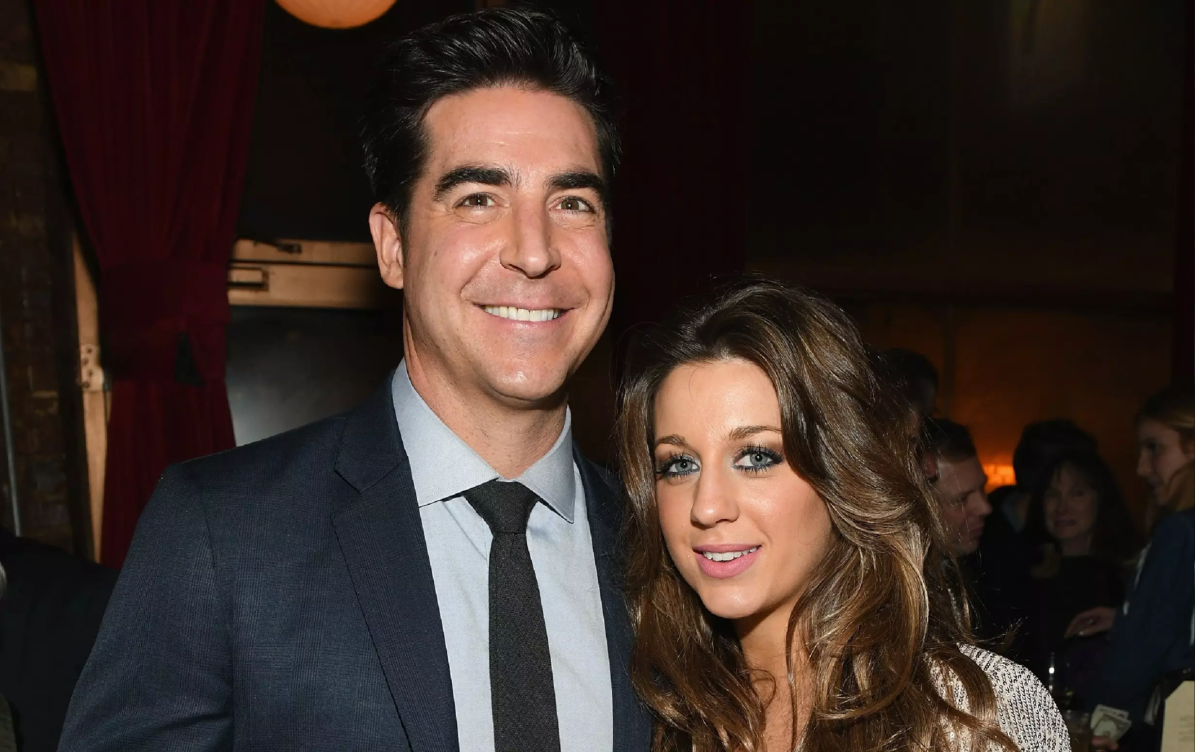 Hoe 'The Five's' Jesse Watters Sy Vrou Emma ontmoet het